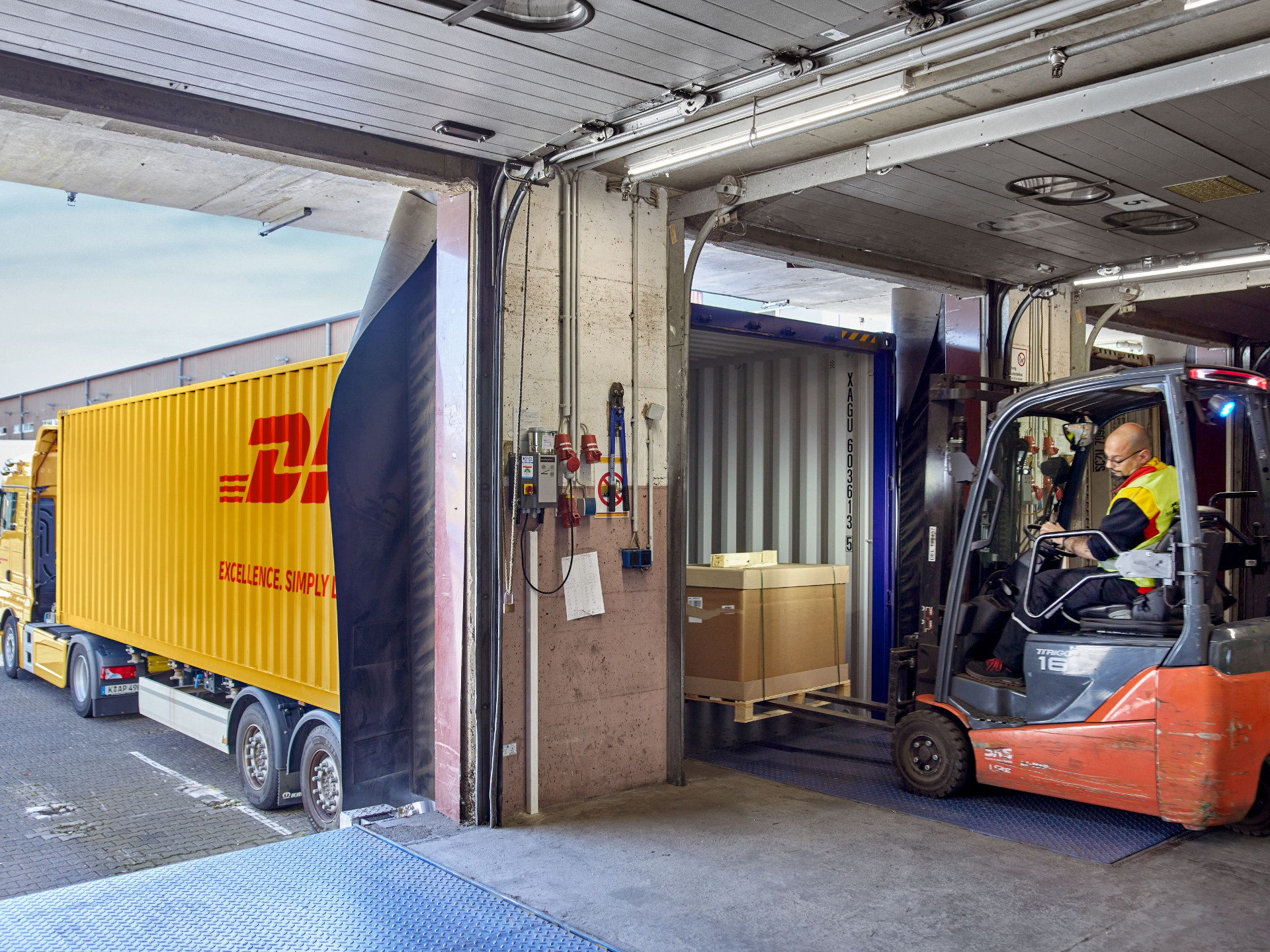 What is dropshipping and how does it work? South Africa