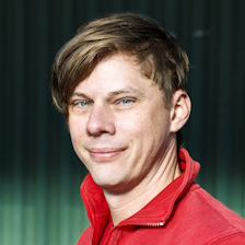 Meet a peak-season driver for DHL Freight - Delivered - Global