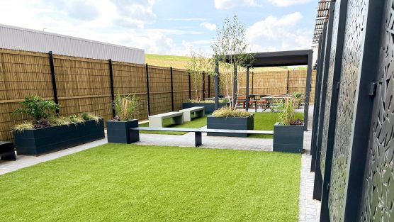 Inside DHL’s new e-comm hub in the UK - Delivered - Global