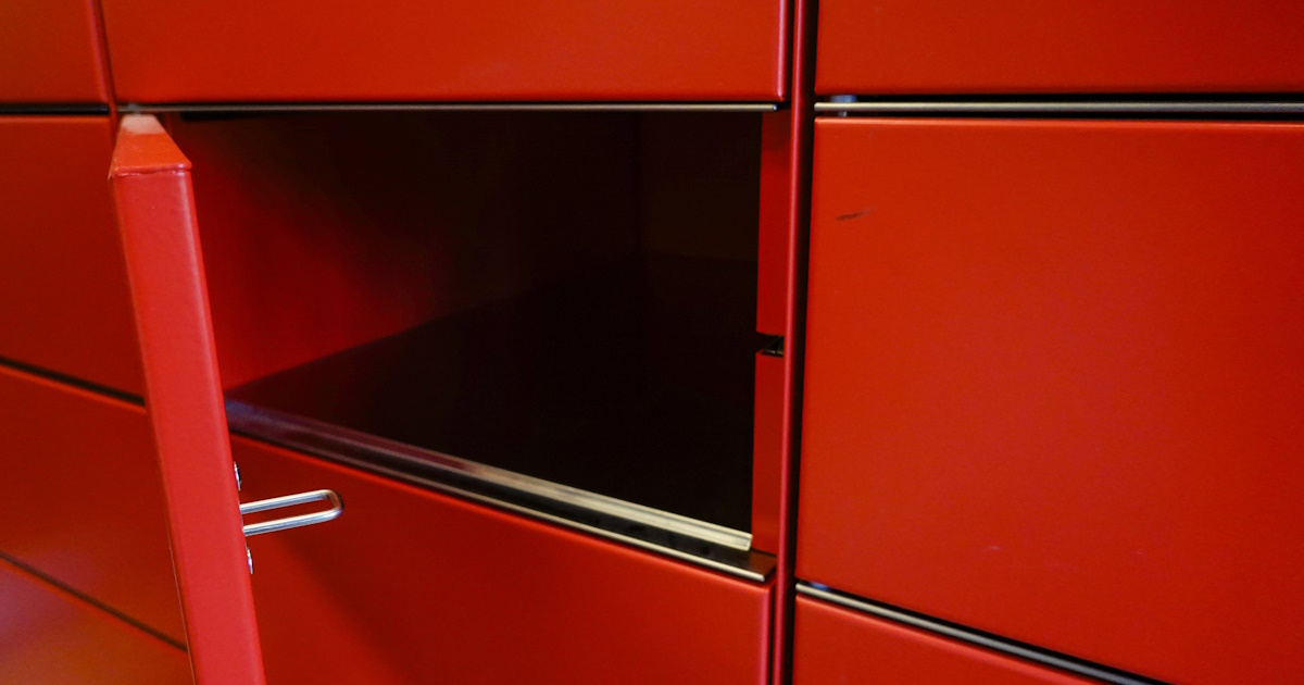Smart Parcel Lockers - Delivered - Global