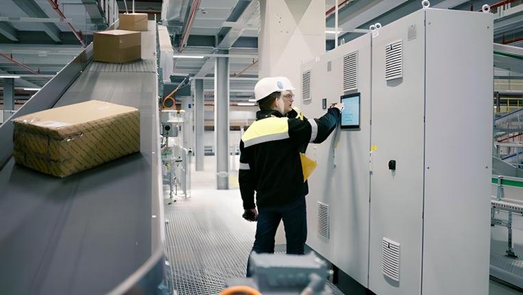 Inside our Int’l Logistics Center in Poland - Delivered - Global