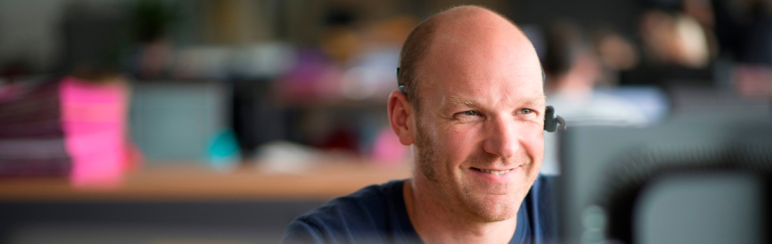 Heavy-lift ship gets trains to the track - Delivered - Global