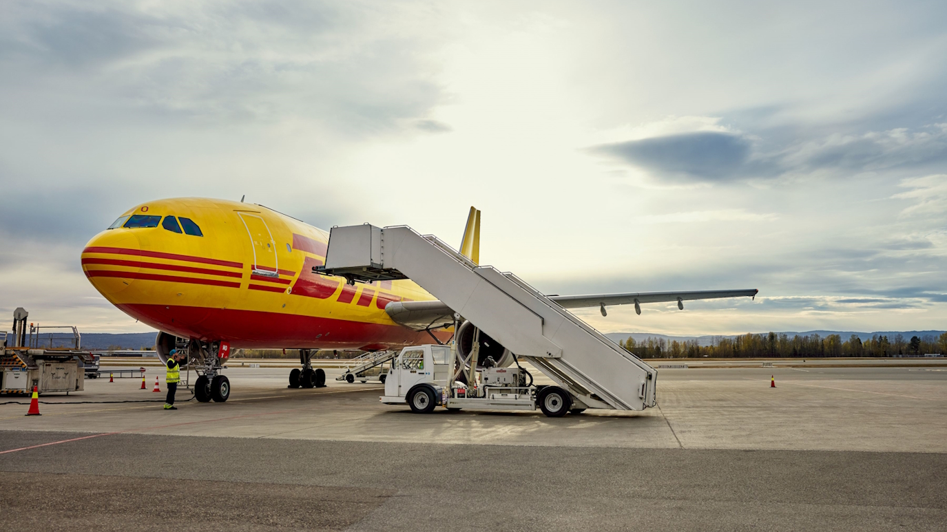 DHL Express Helps Global Law Firm Linklaters Cut Carbon Emissions Using Sustainable Aviation ...