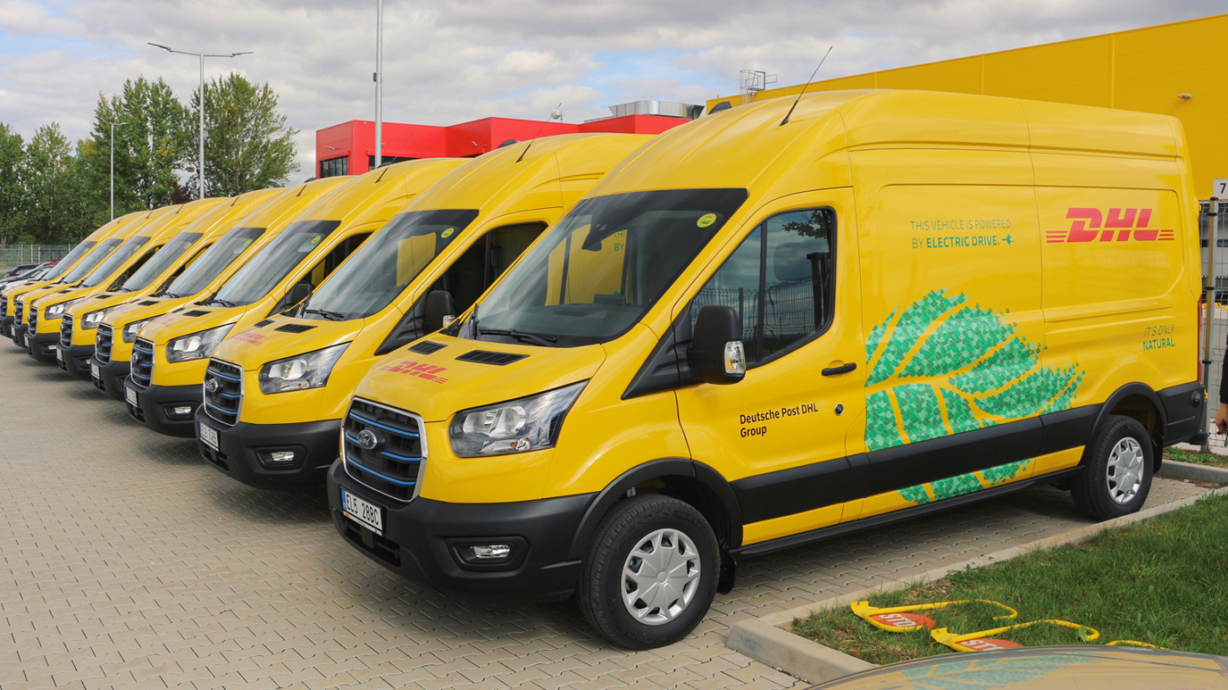 DHL Express doplnila svou flotilu elektrododávek o 7 nových Fordů E ...