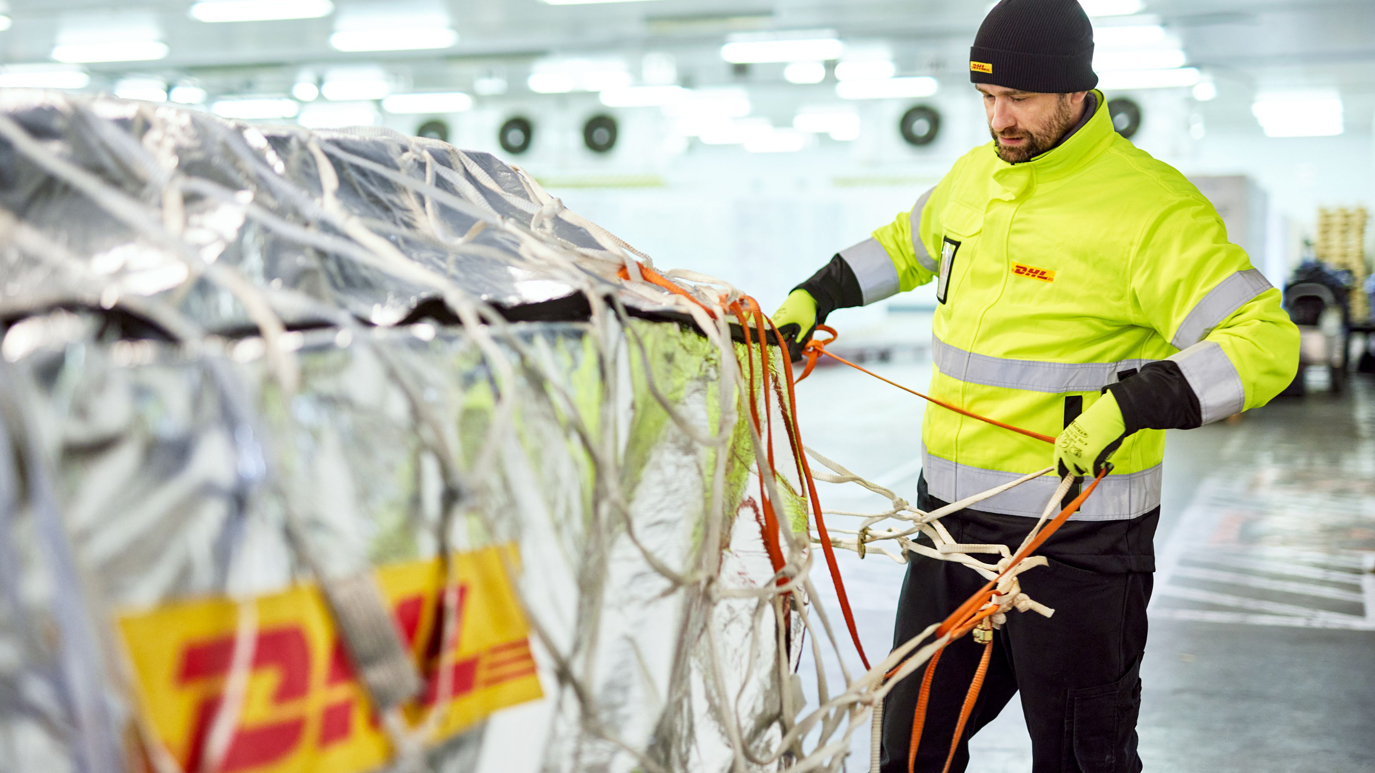 DHL Express Announces Annual Price Adjustments for 2024 in Czech ...