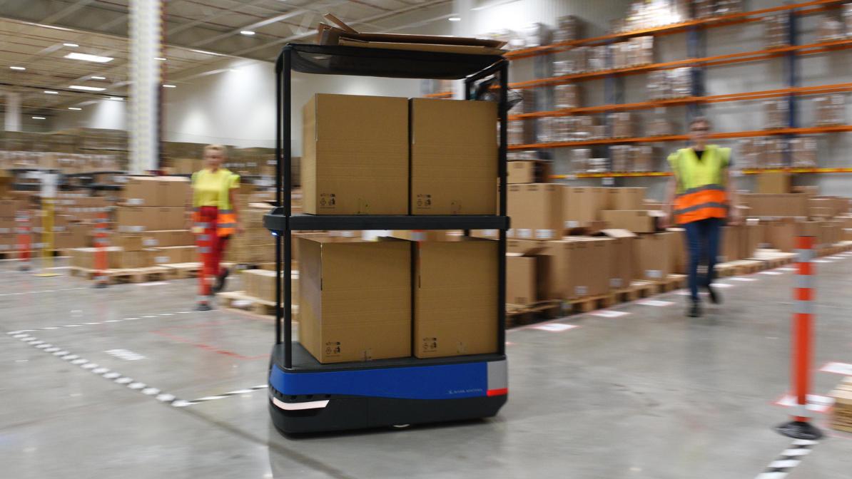 DHL Supply Chain Expands Its Fleet of Robots From 6 River Systems - DHL ...