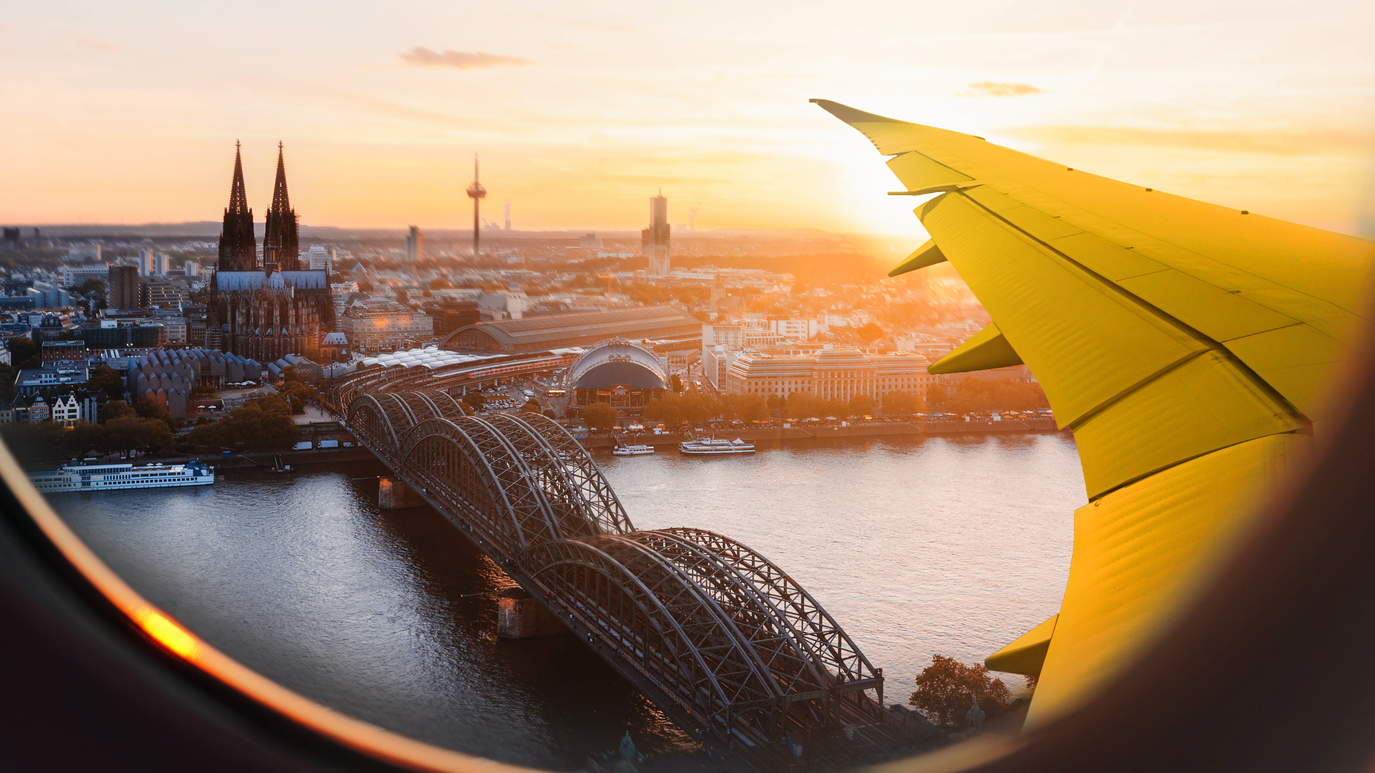 We Live the Cologne Night Life - CGN HUB - Germany