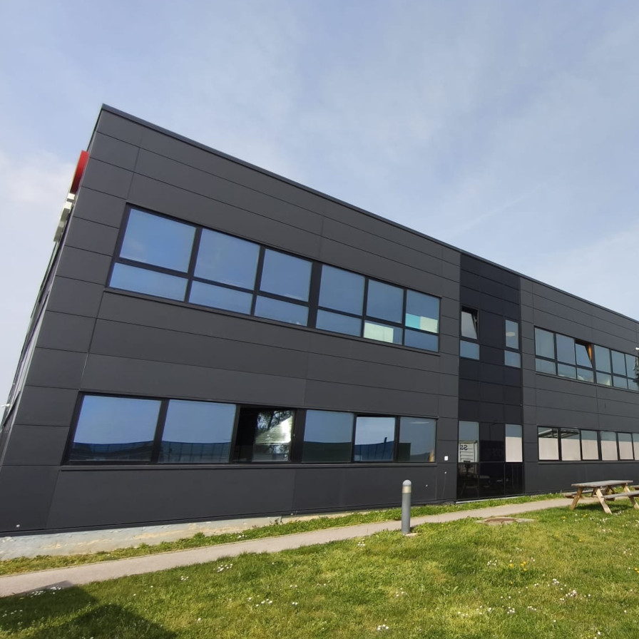 DHL Supply Chain and METRO Extend Their Logistics Partnership in Mitry ...
