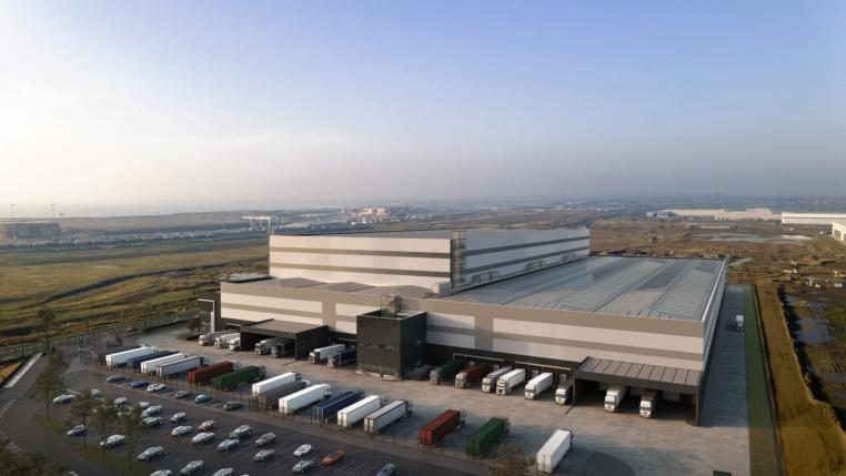 Supply Chain Real Estate - Delivered - Global