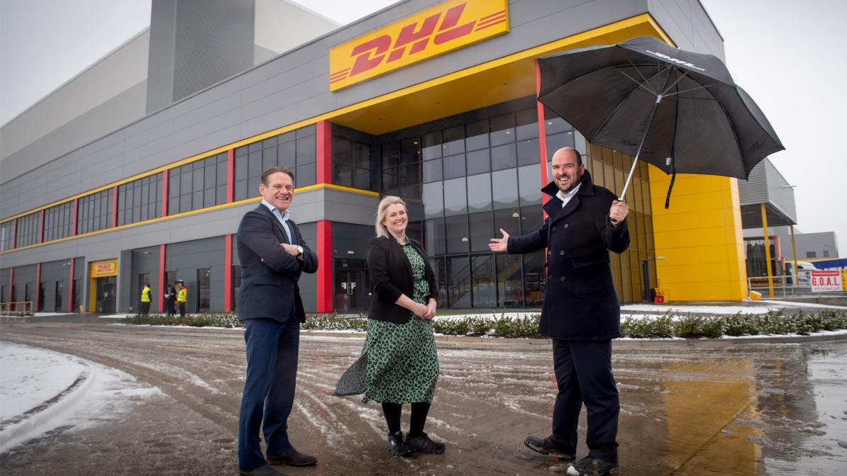 Transport Minister Visits DHL’s East Midlands Gateway - DHL - United ...