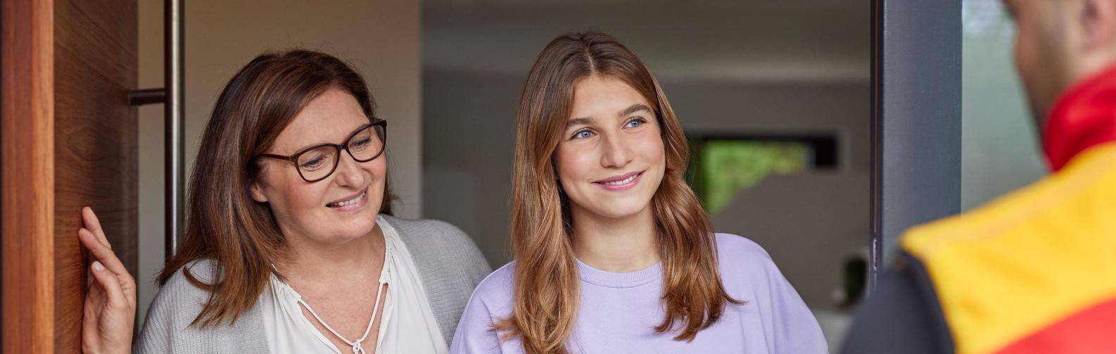 Next Day Parcel Delivery - DHL eCommerce - United Kingdom