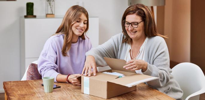 Reliable Parcel Delivery Company - DHL eCommerce - United Kingdom