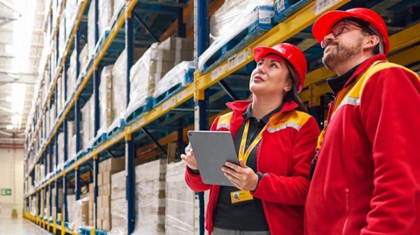 Parcel delivery & returns advice for e-commerce businesses - DHL ...