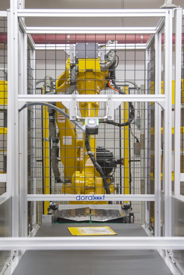 DHL Express Introduces First AI Sorting Robot in South Korea | DHL ...