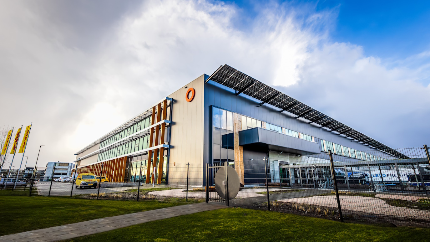 DHL opent nieuwe vestiging expeditietak op Schiphol - DHL - Nederland