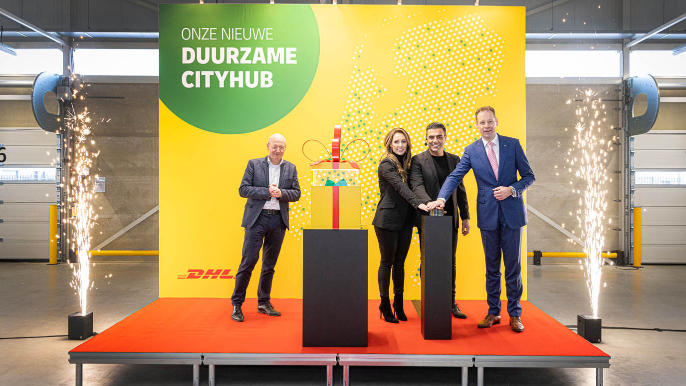 DHL opent klimaatneutrale CityHub voor Midden-Limburg - DHL - Nederland DHL opent klimaatneutrale CityHub voor Midden-Limburg - DHL - Nederland