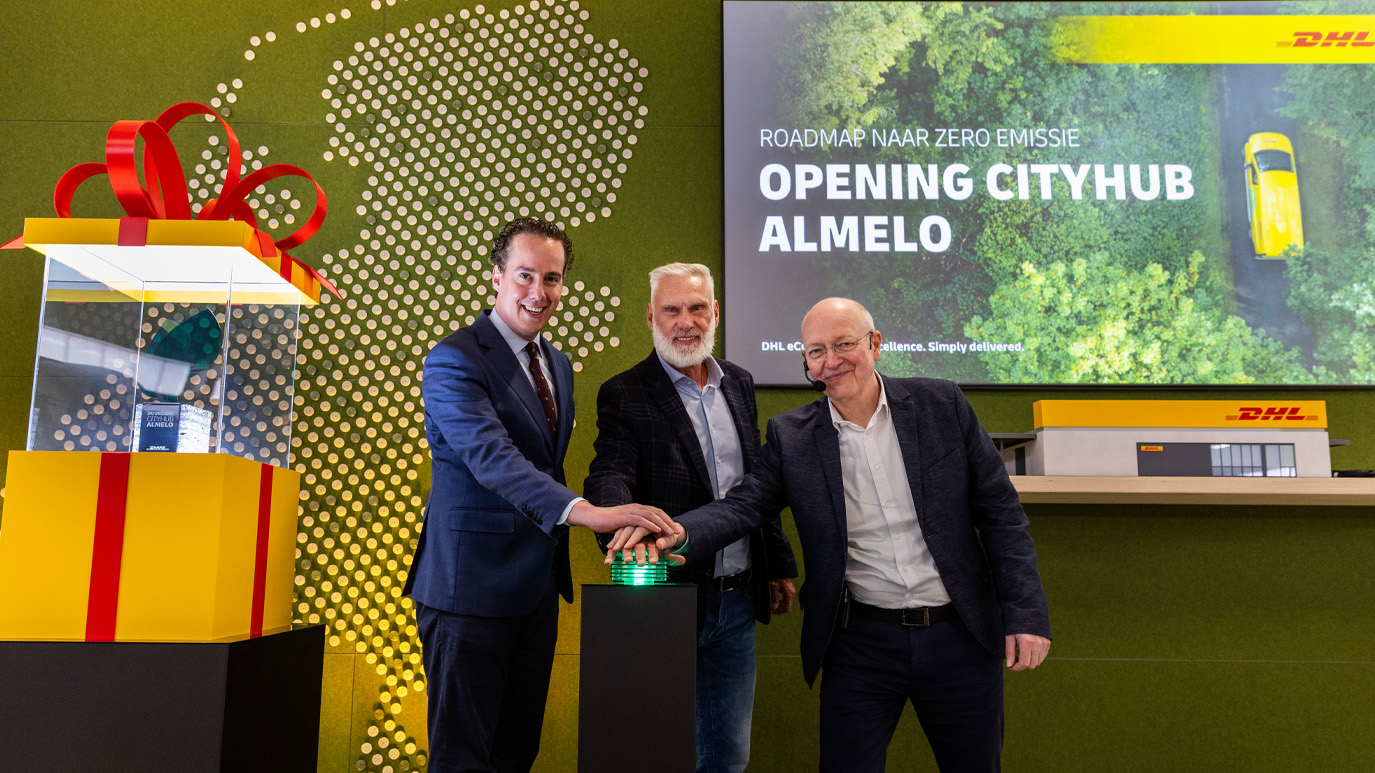 DHL opent duurzame CityHub in Almelo - DHL - Nederland