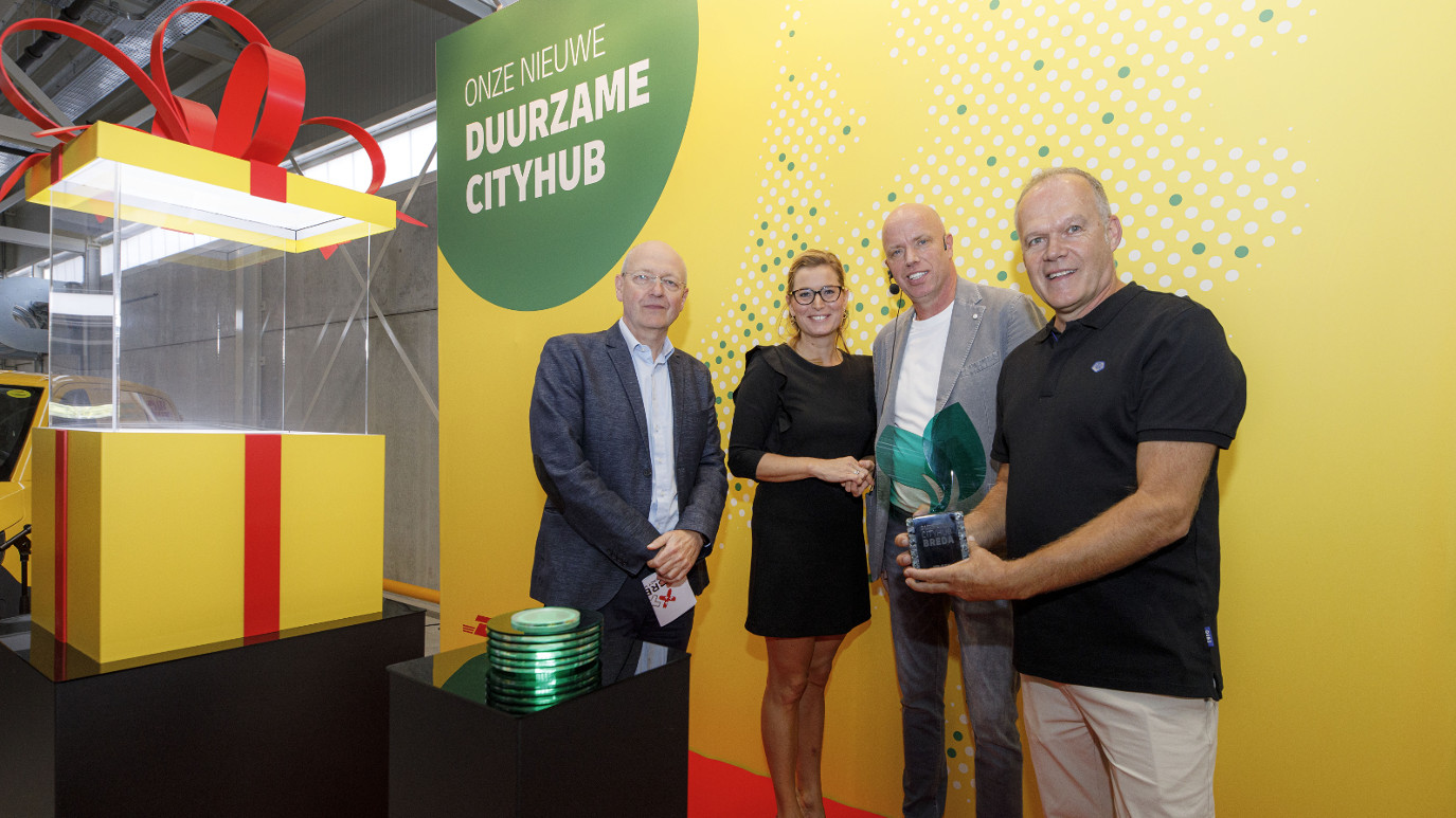 DHL Parcel opent klimaatneutrale CityHub in Breda - DHL - Nederland