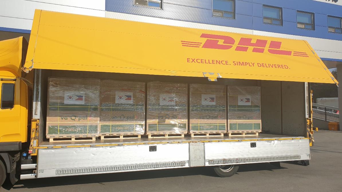 DHL Express Delivers over 500K Vaccines to the Philippines Donated by ...