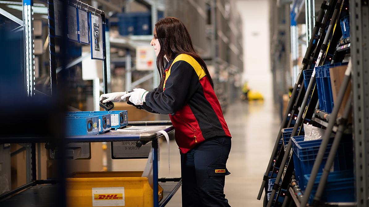 DHL Supply Chain Selected as in-plant Logistics Provider for Jlr’s ...