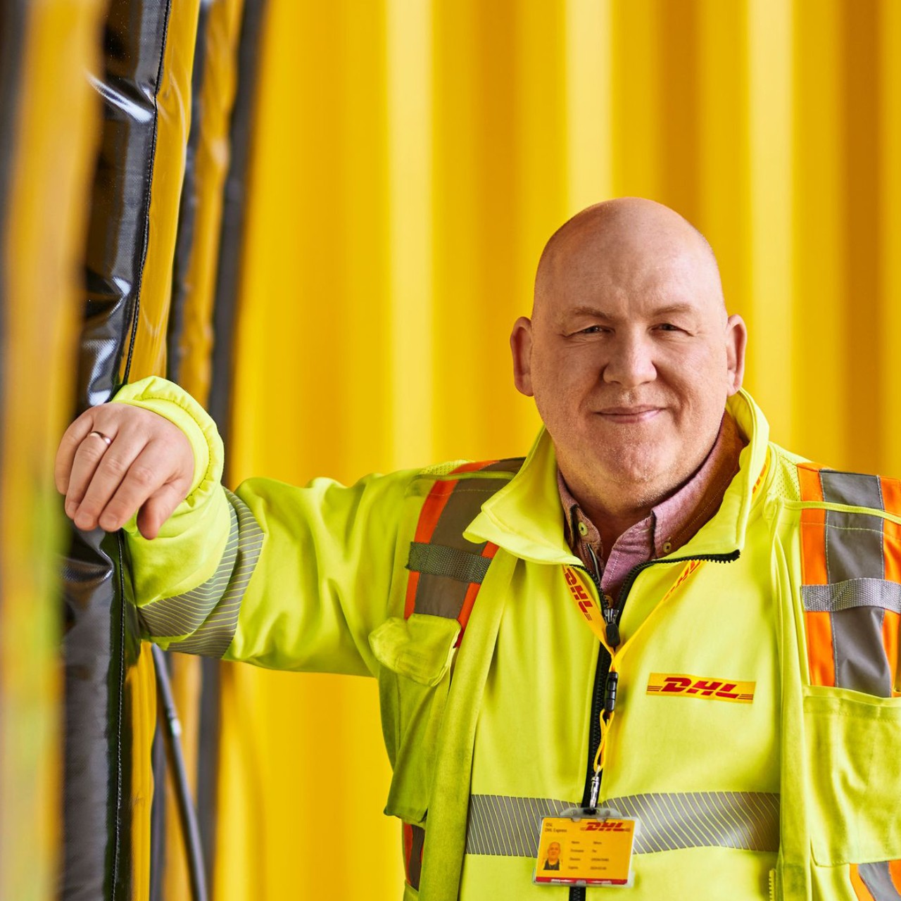 Container Shipment Services - International Shipping with DHL - Australia