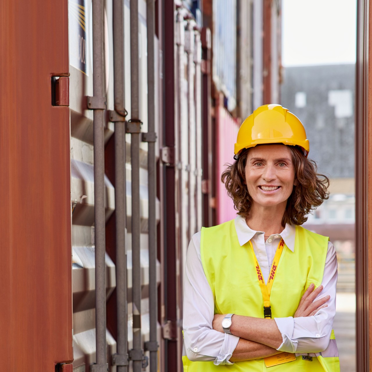 Container Shipment Services - International Shipping with DHL - Italy