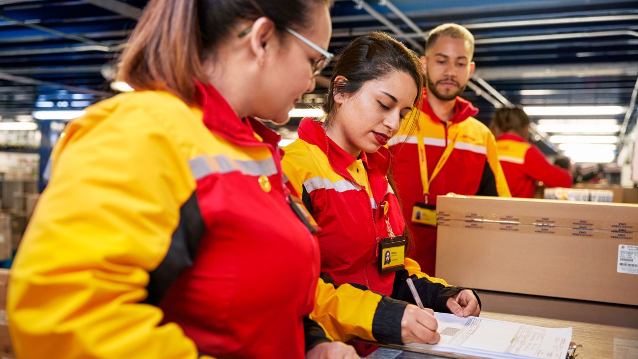 DHL Supply Chain obhájila titul Great Place to Work® v Česku - DHL ...