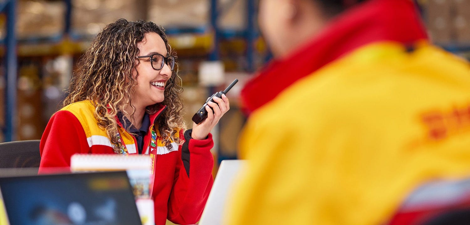 Get in touch with Customer Service | DHL United Kingdom