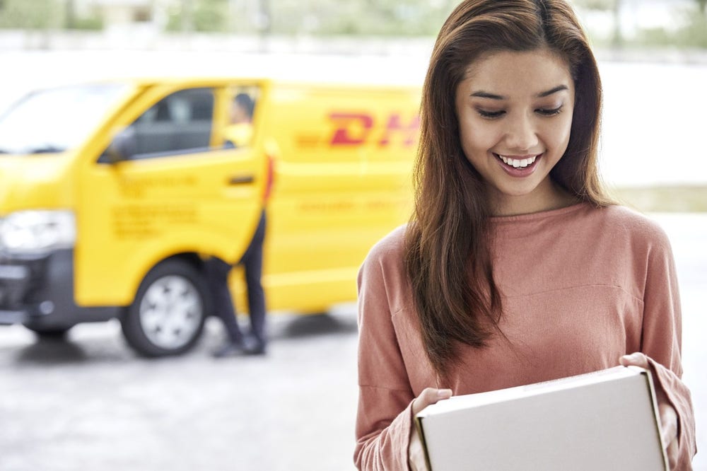 Guide to Sending Personal Effects to India and China | DHL Express ...