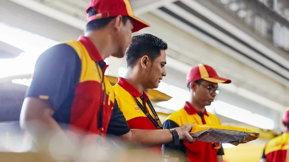 Your International Shipping Partner | DHL Express Singapore