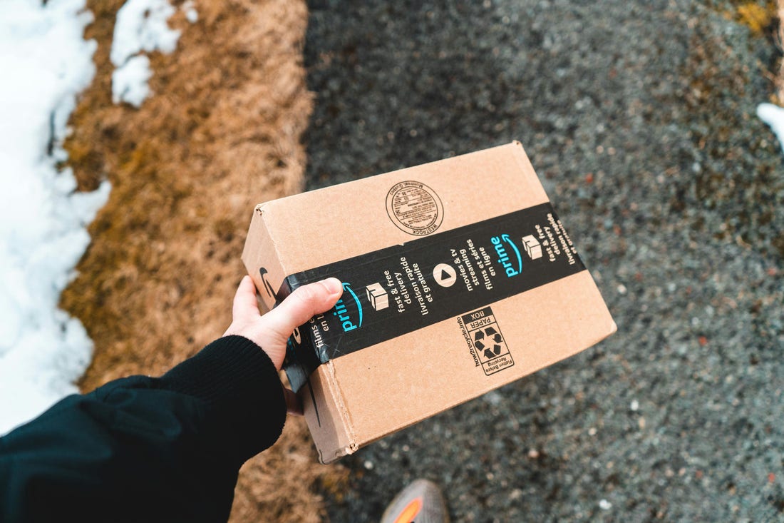 Amazon Singapore: E-Commerce Trends in 2025 | DHL Express Singapore