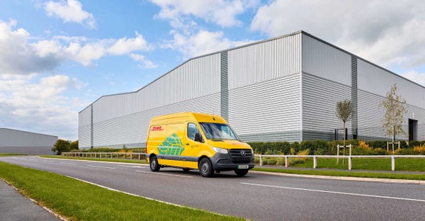 How to Measure Box Size for Shipping - DHL Express IN | DHL India