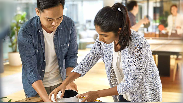 5 Valuable Shipping Tips After Preparing Your Shipment | DHL Express ...