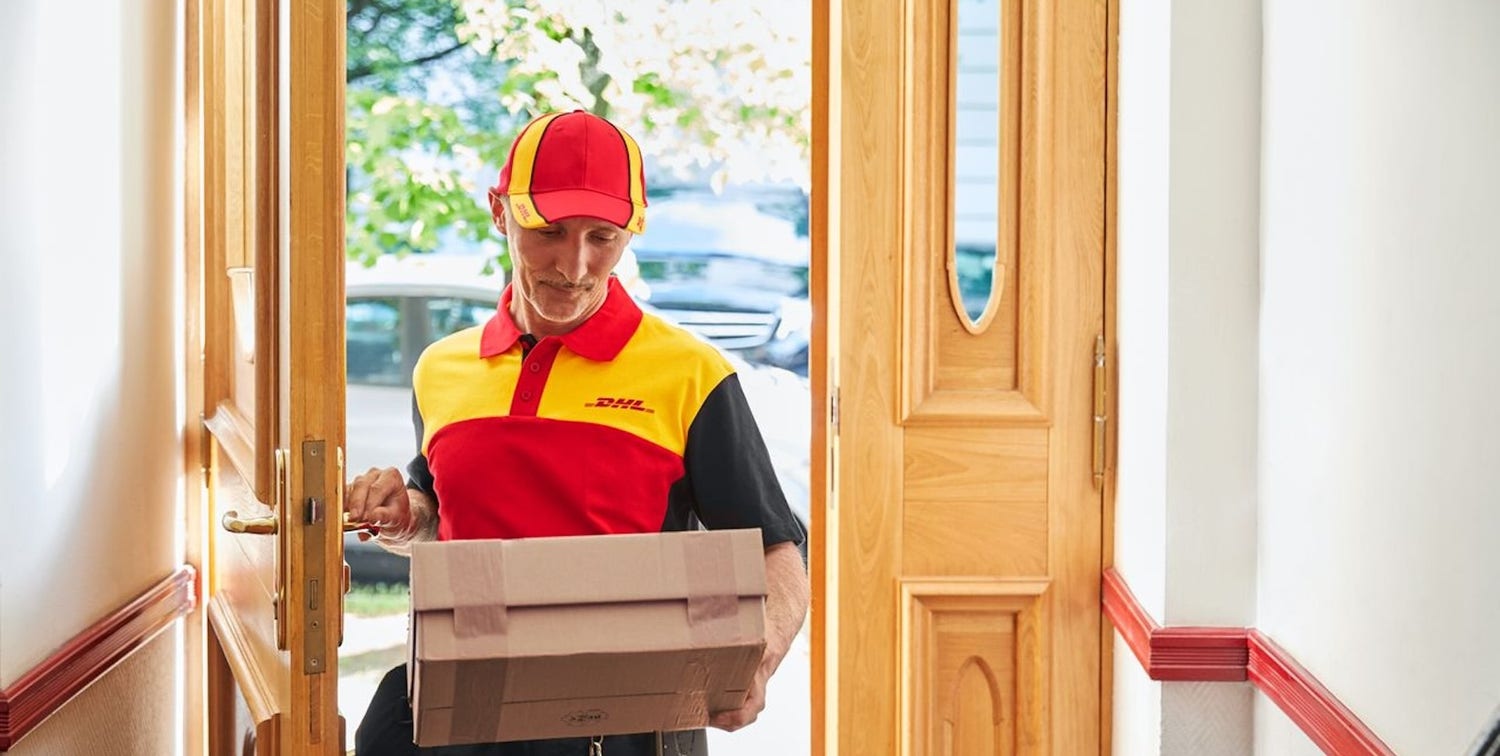 Exploring the Pakistani Footwear Industry - DHL Express PK | DHL Pakistan
