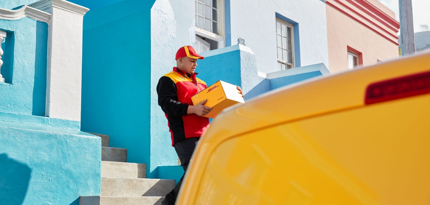 Reverse Logistics Explained - DHL Express IN | DHL India