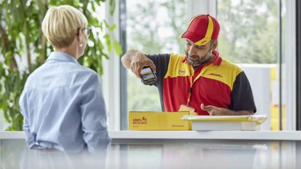 What is an Air Waybill (AWB)? | DHL Express Singapore