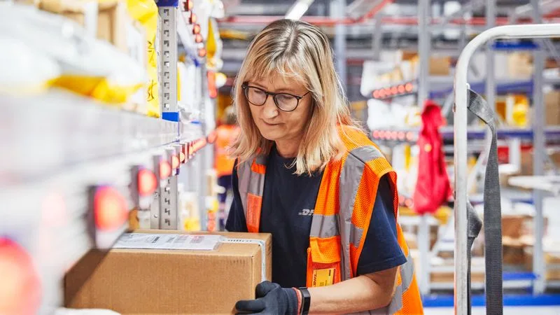 Air Waybill: Guide to Air Shipment Tracking | DHL Discover Indonesia