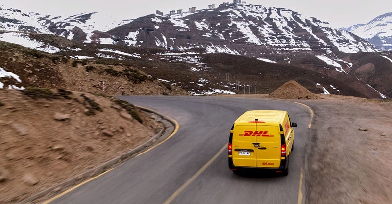 How To Ship To Sweden | DHL Express Singapore