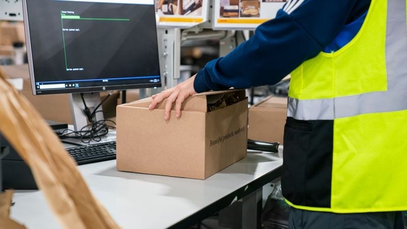 Reverse Logistics Explained - DHL Express IN | DHL India
