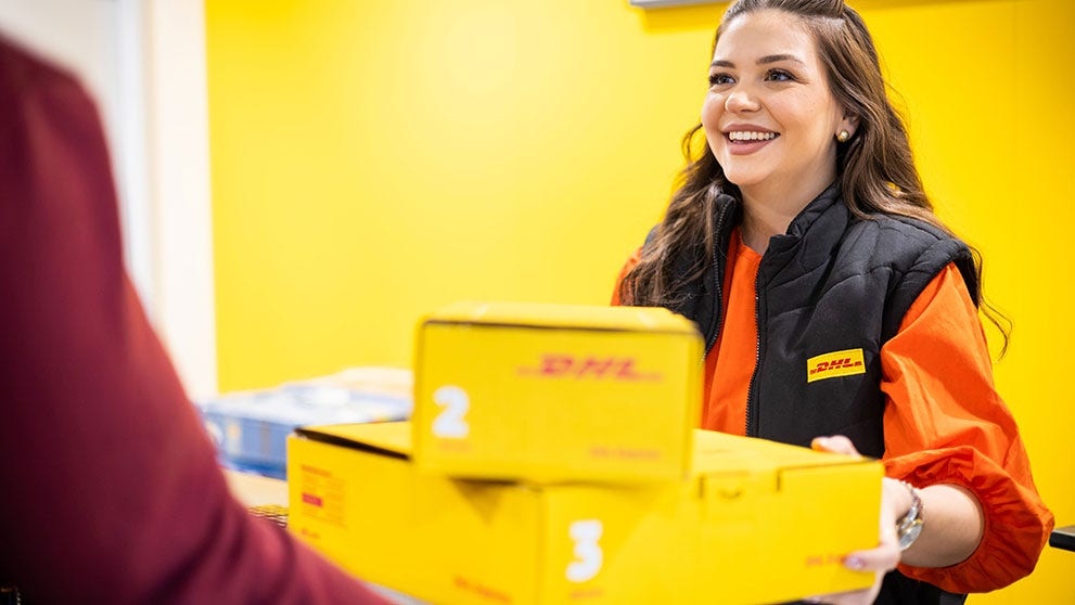 Global Shipping & Logistics Advice | DHL AT