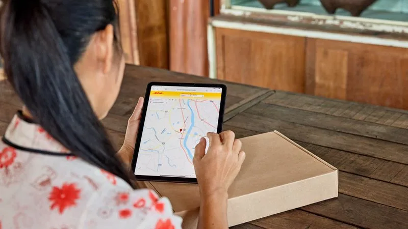 DHL Service Point: Shipment Drop Off Guide - DHL Express ID | DHL ...
