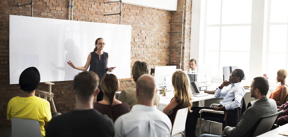 The rise of B2B influencers | DHL Canada