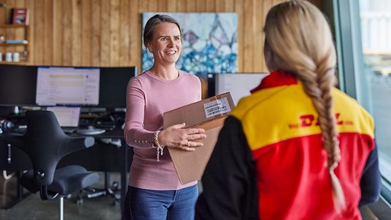 Understanding the DHL airway bill