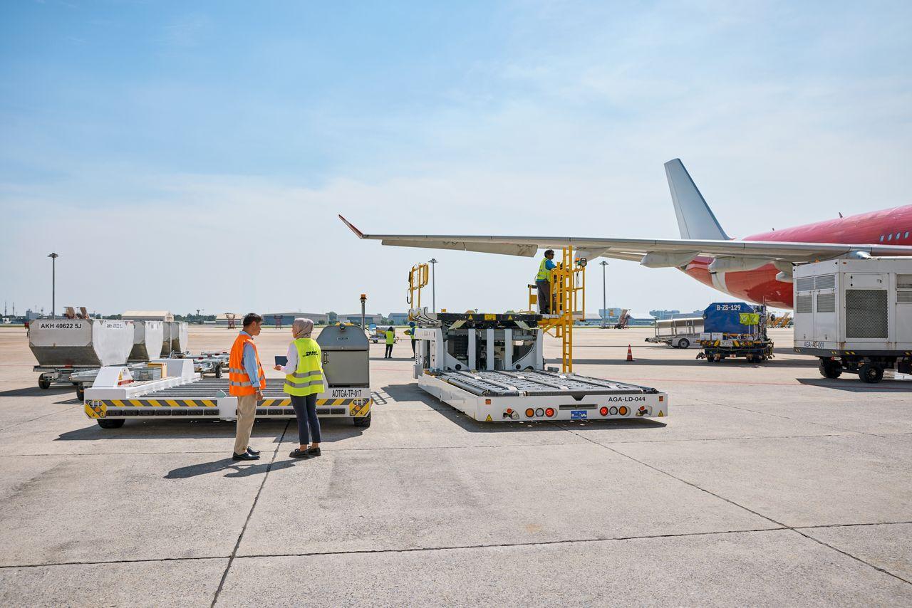 Understanding HS codes (Harmonized System codes) | DHL Express Hong Kong