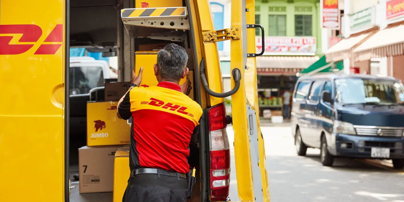 香港寄日本 DHL 全攻略｜最新運費計算・最快時效・包裹限制