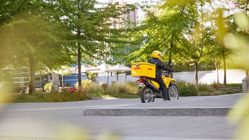 The Role of AI in Logistics | DHL Express Singapore