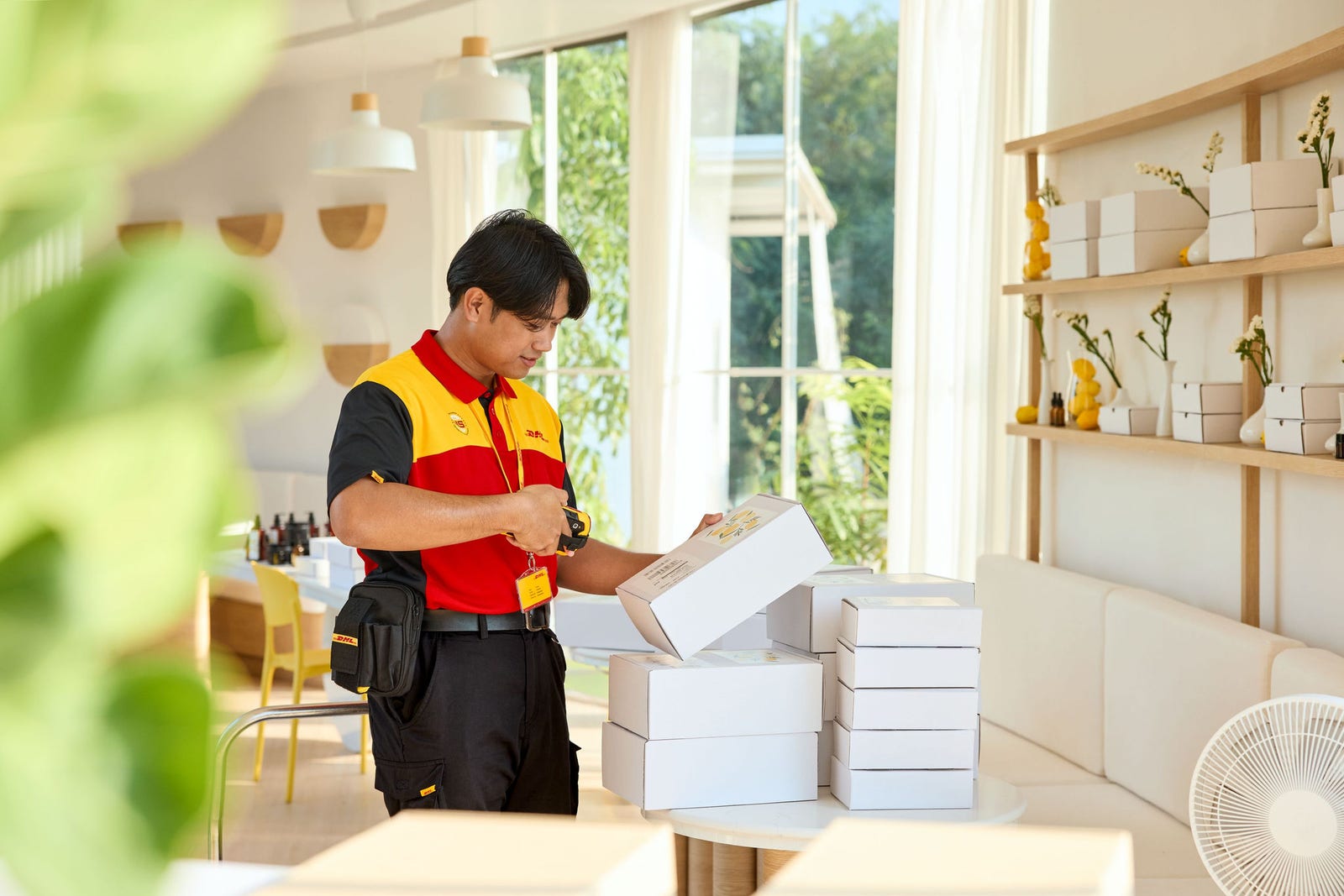 Quick Guide: Approval Options on eSecure | DHL Express Hong Kong