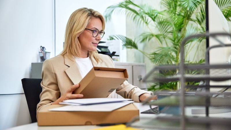 A guide to filling a commercial customs invoice | DHL Express Singapore