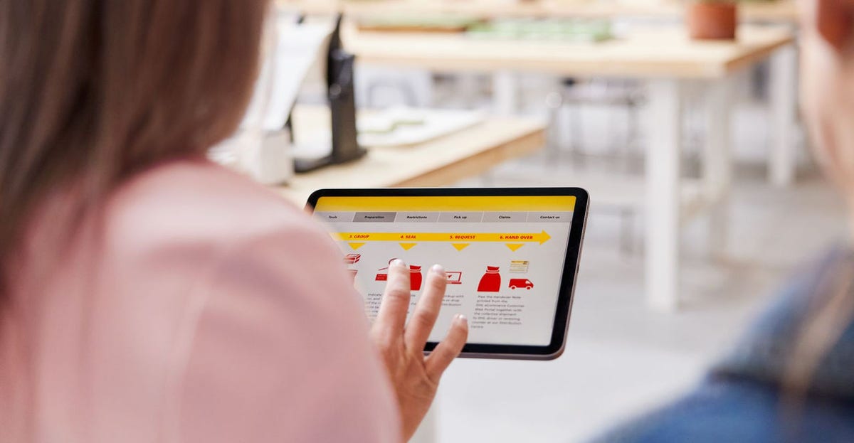 Cold Chain 2.0: Melindungi Produk Biologis & Vaksin | DHL | DHL ID