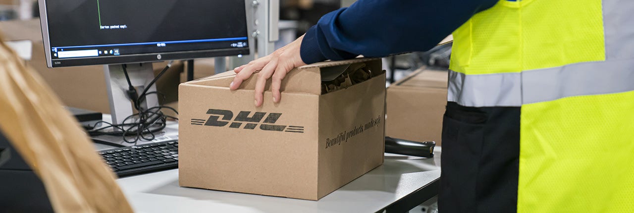 How to Properly Pack and Ship Electronics | DHL Express Singapore
